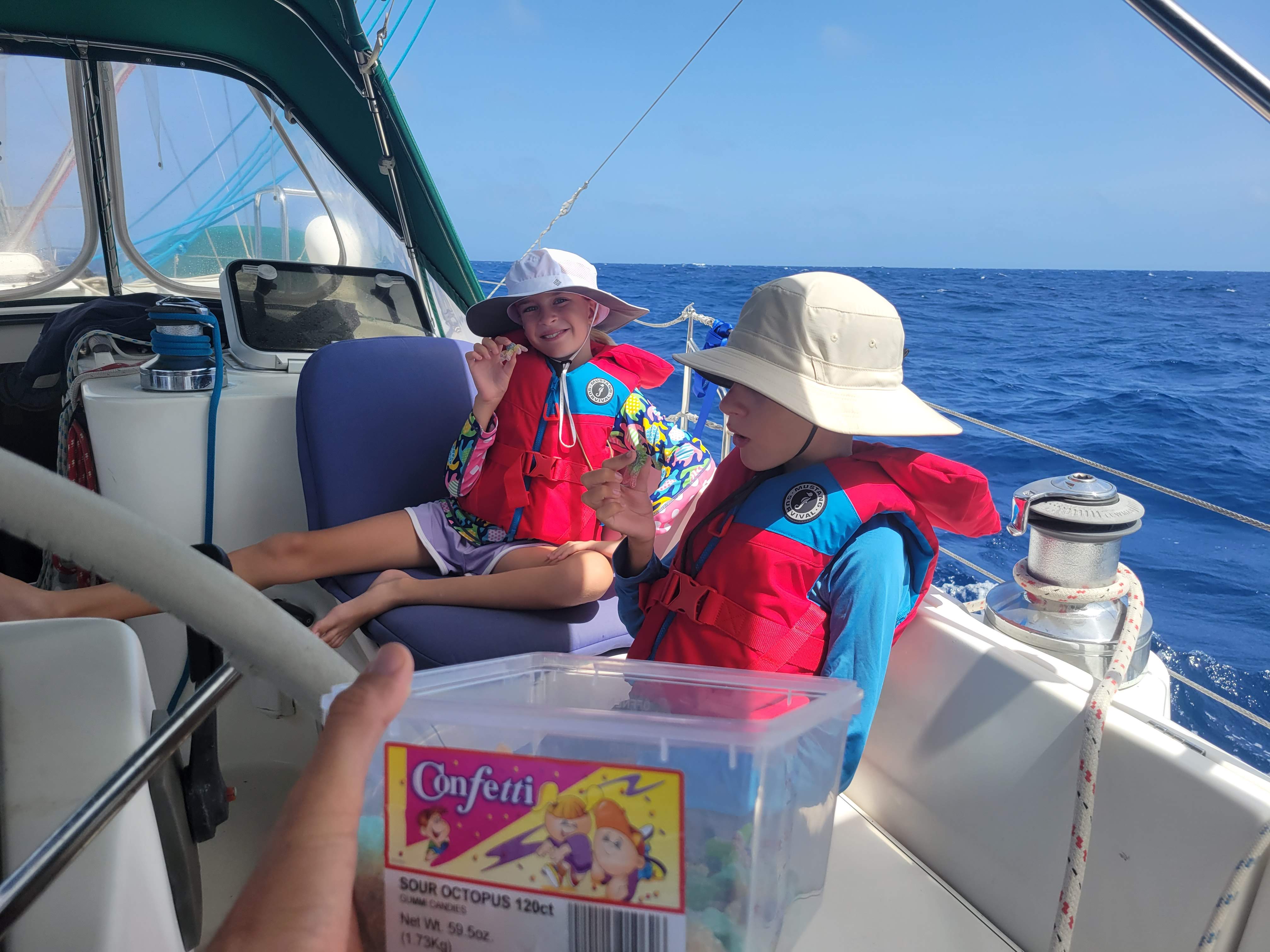 Over 1000 mile passage to Panama - S/V Sea Horse